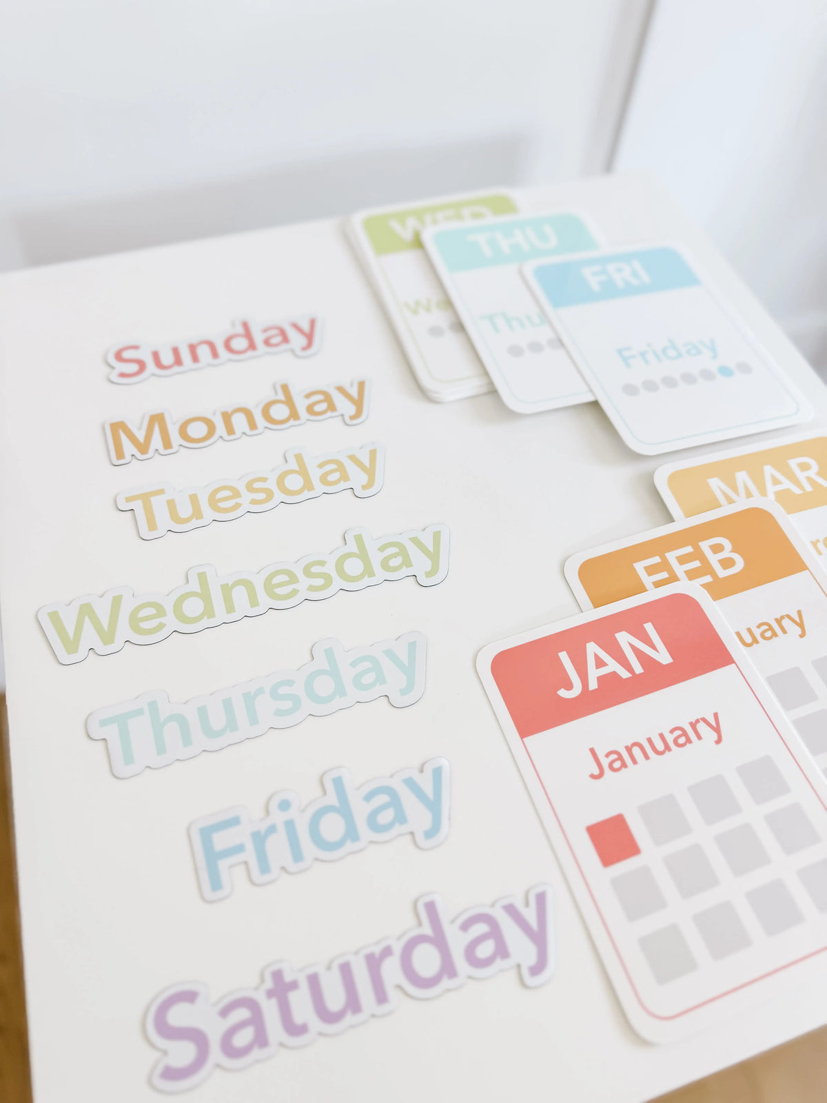 Calendar Flashcards - Days, Months, Seasons Learning Set